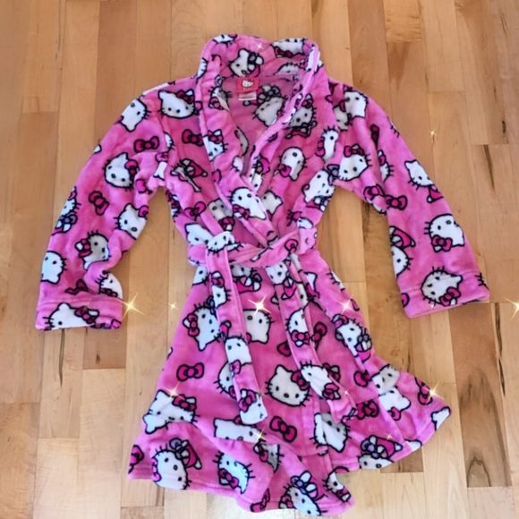 Hello Kitty Pajamas Hello Kitty Sanrio Plush Fluffy Soft Robe Great